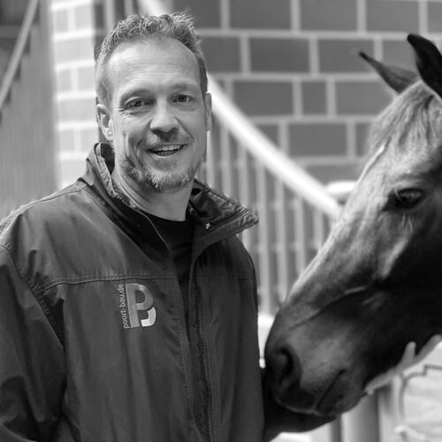 Poort-Bau: Geschichte, Team und Karriere