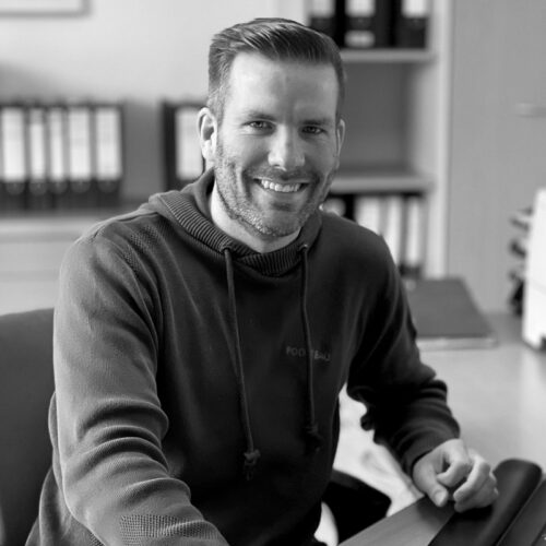 Poort-Bau: Geschichte, Team und Karriere